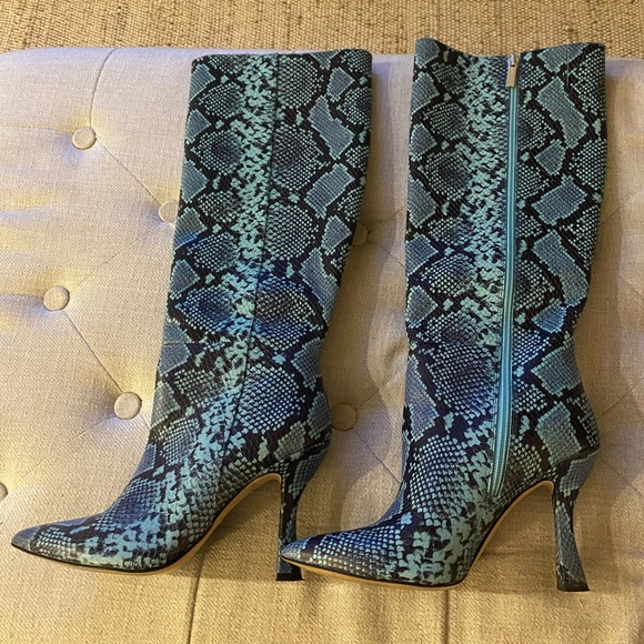 Gianni Bini | Shoes | Gianni Bini Blue Snakeskin Boots | Poshmark
